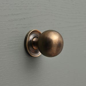 Aged Brass Cabinet Knobs & Handles | Kitchen Cupboard Cup Pulls Pull Handles Shaker Style ...