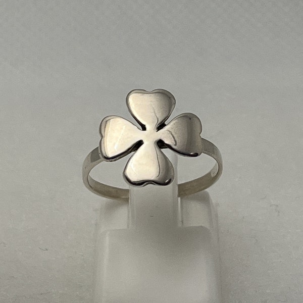 Clover Ring - Etsy