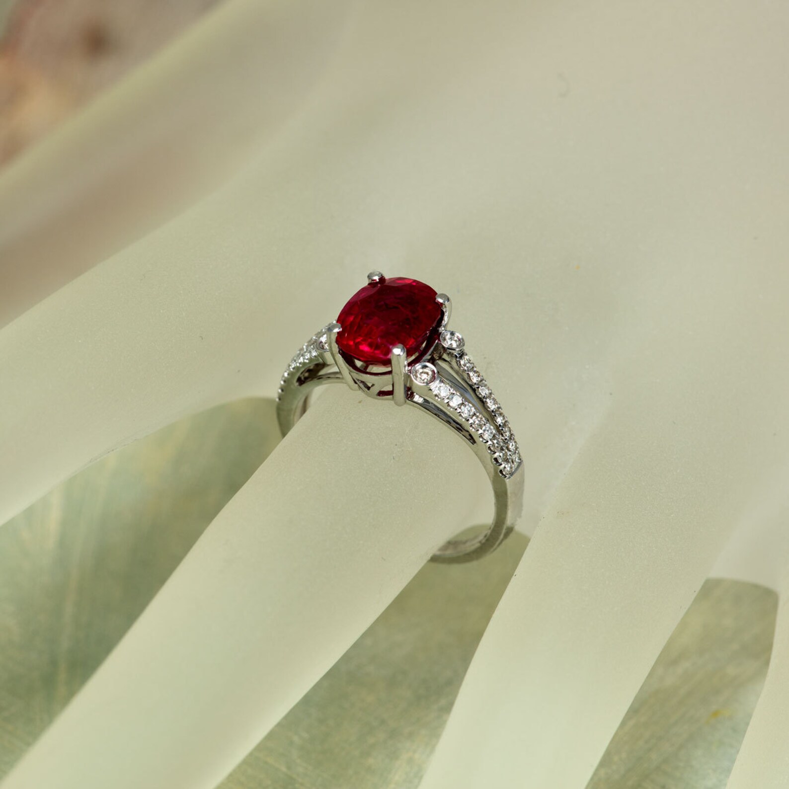 Diamond and Ruby Engagement Ring in 14k White Gold 9x7mm Oval | Etsy