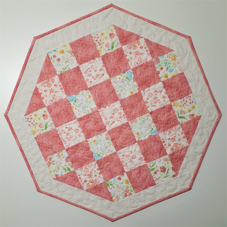 Easy Octagon Patchwork Table Topper PDF Pattern Village | Etsy