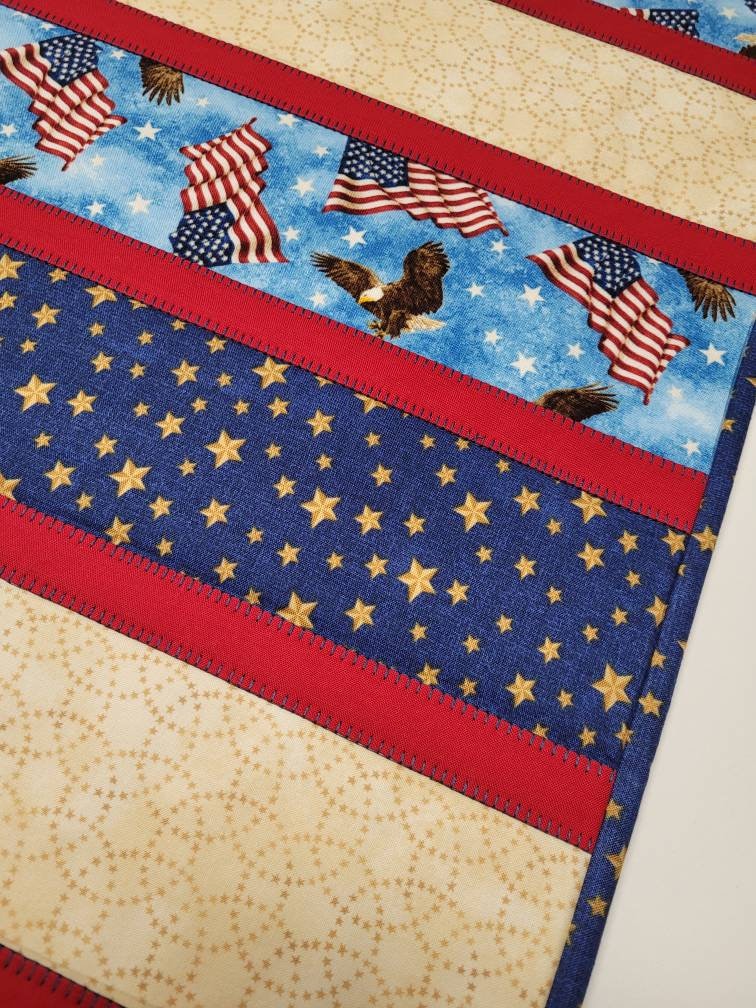 Quilted Patriotic Table Runner Americana Table Topper - Etsy Canada