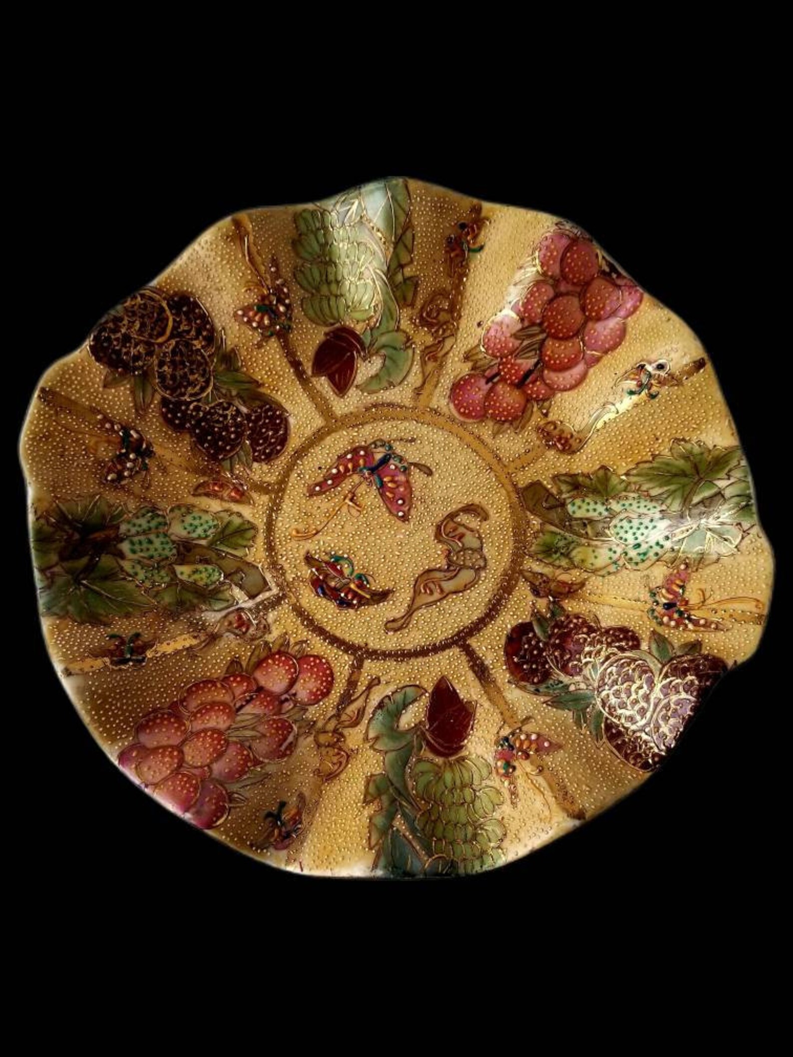 Chinese Porcelain Decorative Plate - Heavy Gold Overlay -grapes ...