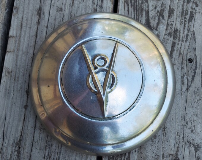 1930's Ford V8 Hub Cap - Original Vintage 6 & 5/8" Hub Cover for Early ...