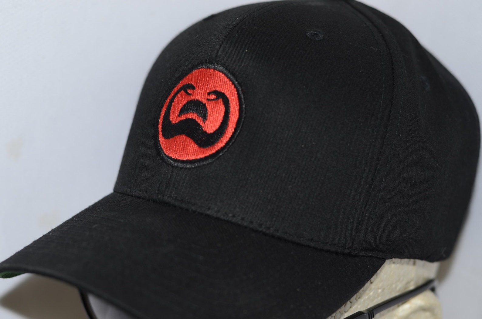 Thulsa Doom Hat Two Snakes Coming Together, Facing Each Other. but ...