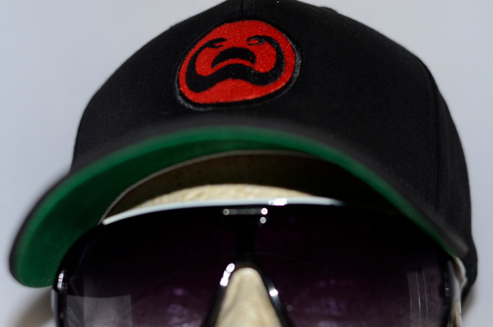 Thulsa Doom Hat Two Snakes Coming Together, Facing Each Other. but ...