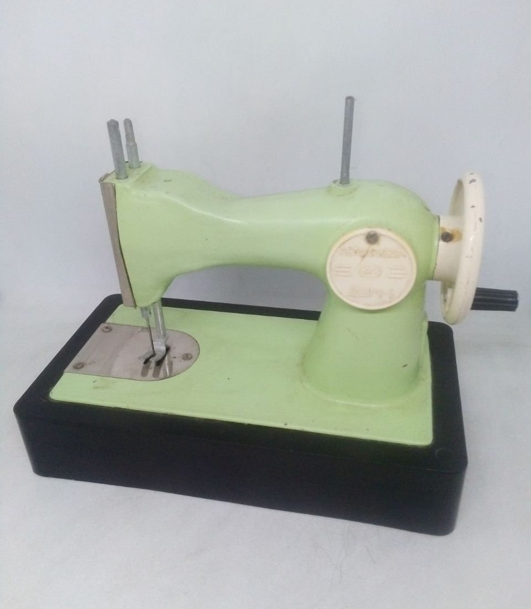 Vintage Soviet Russian Kid's Sewing Machine Children Toy USSR Mini Size ...