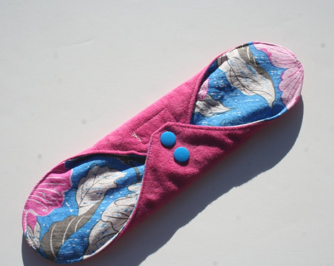 10 Heavy Waterproof Reusable Cloth Pad / Suedecloth - Etsy