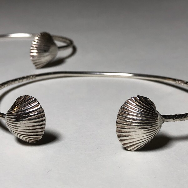 Silver Seashell Bracelet - Etsy