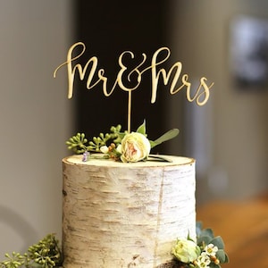 Mr & Mrs Wood Wedding Cake Topper | Rustic Cake Topper | Simple Cake ...