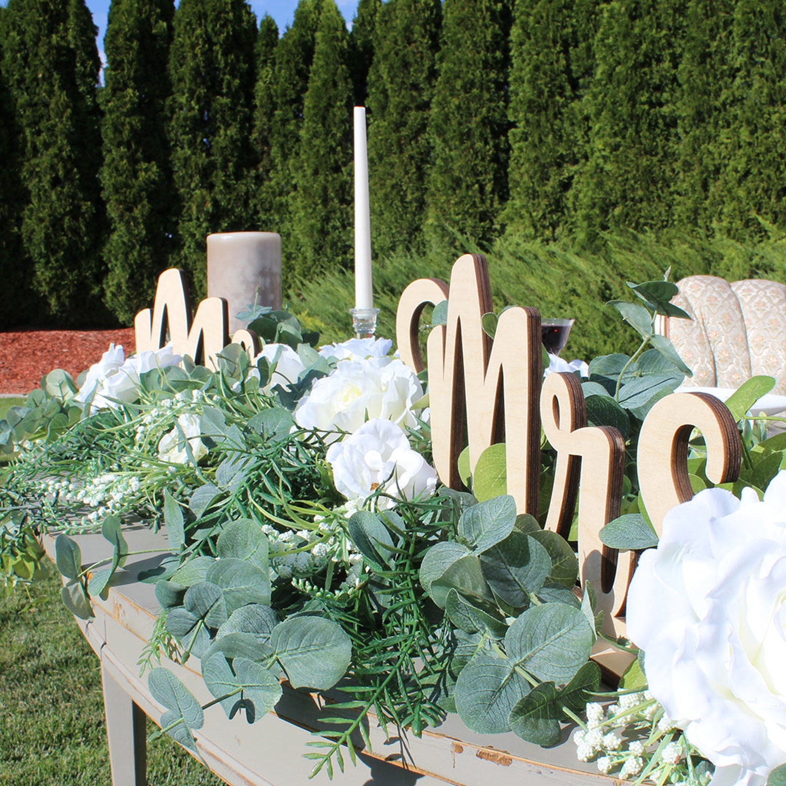 Mr. and Mrs. Script Wedding Name Sign Mr. and Mrs. Standing - Etsy