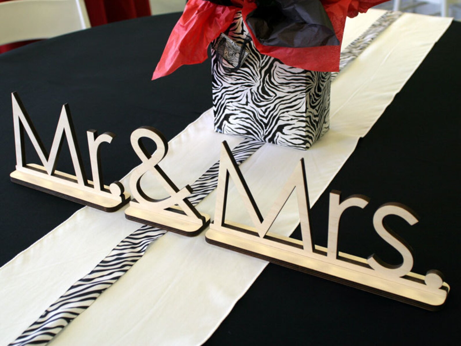 Mr. and Mrs. Script Wedding Name Sign Mr. and Mrs. Standing - Etsy