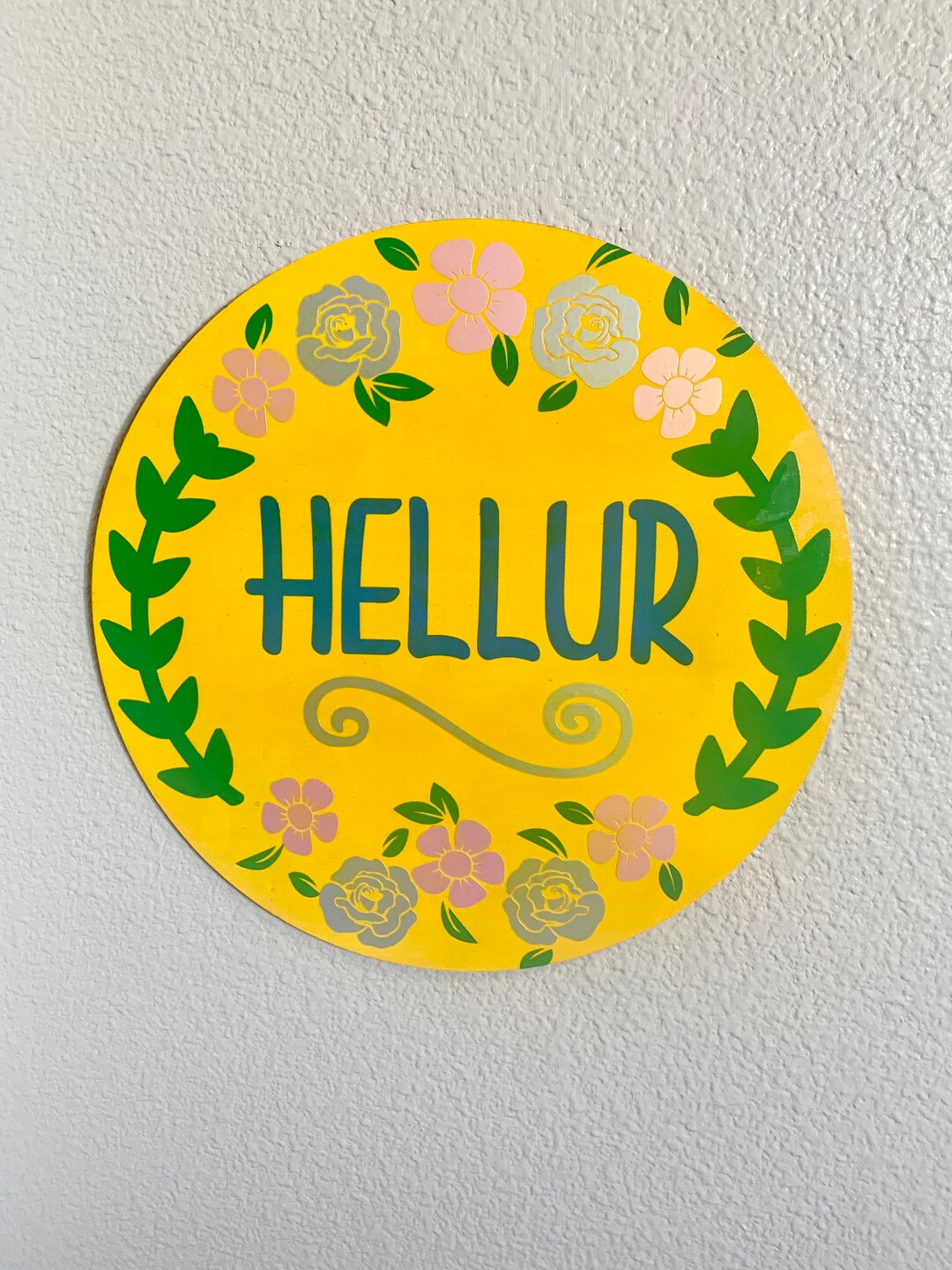 Hellur Door Hanger - Etsy