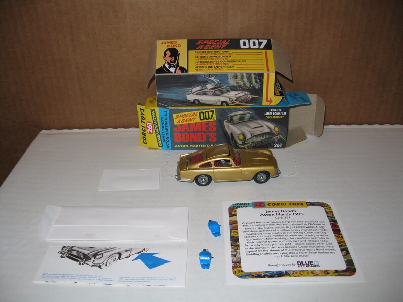 Corgi 261 MODERN REISSUE Complete Set - Etsy