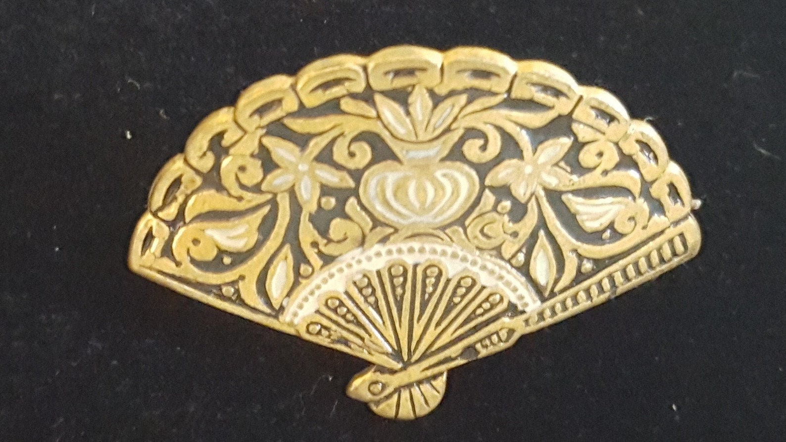 Enameled / Fan Pin / Spain | Etsy