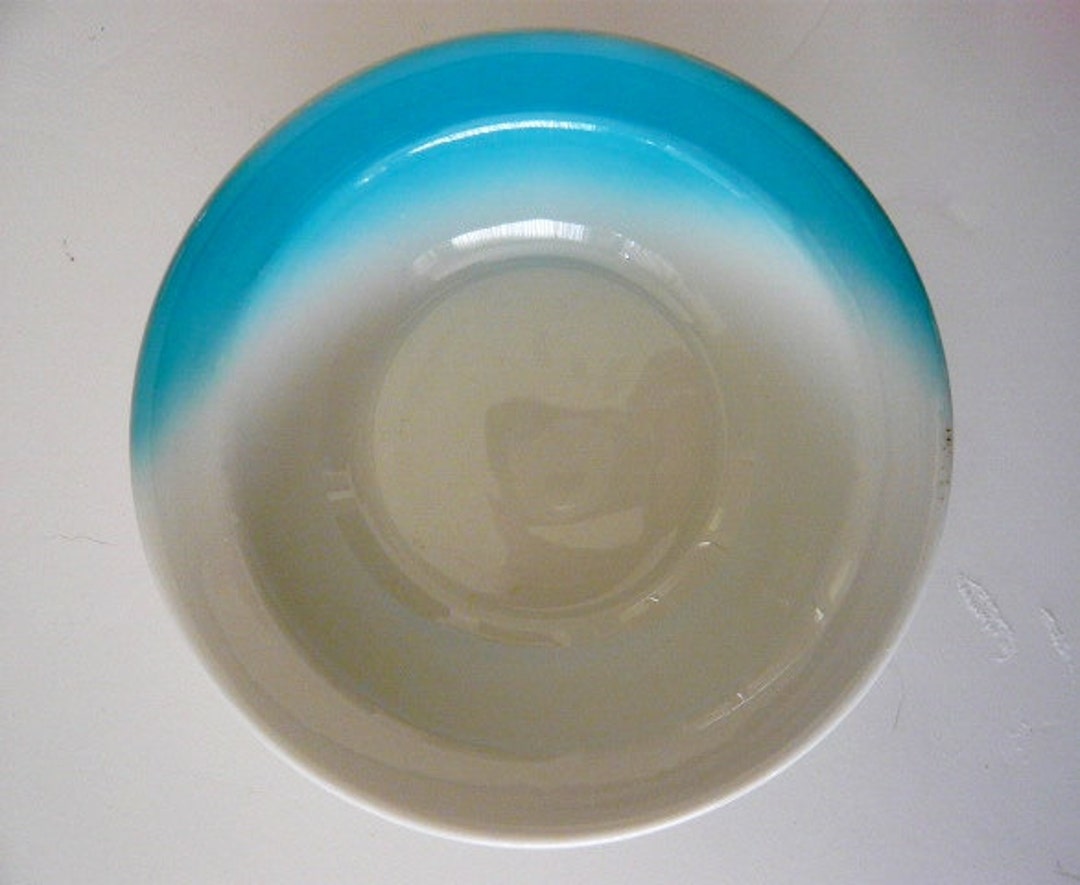 Jackson Custom China Restaurant Ware Soup Bowl - Blue and White Fade ...