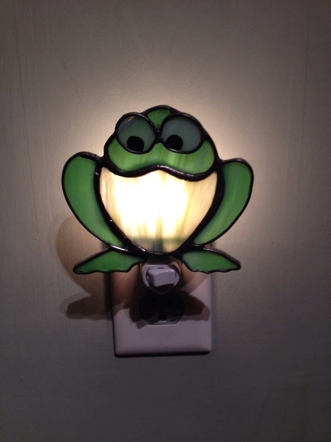 Frog, Stained Glass Night Light, Sun Catcher, Custom Made, Hand Made - Etsy