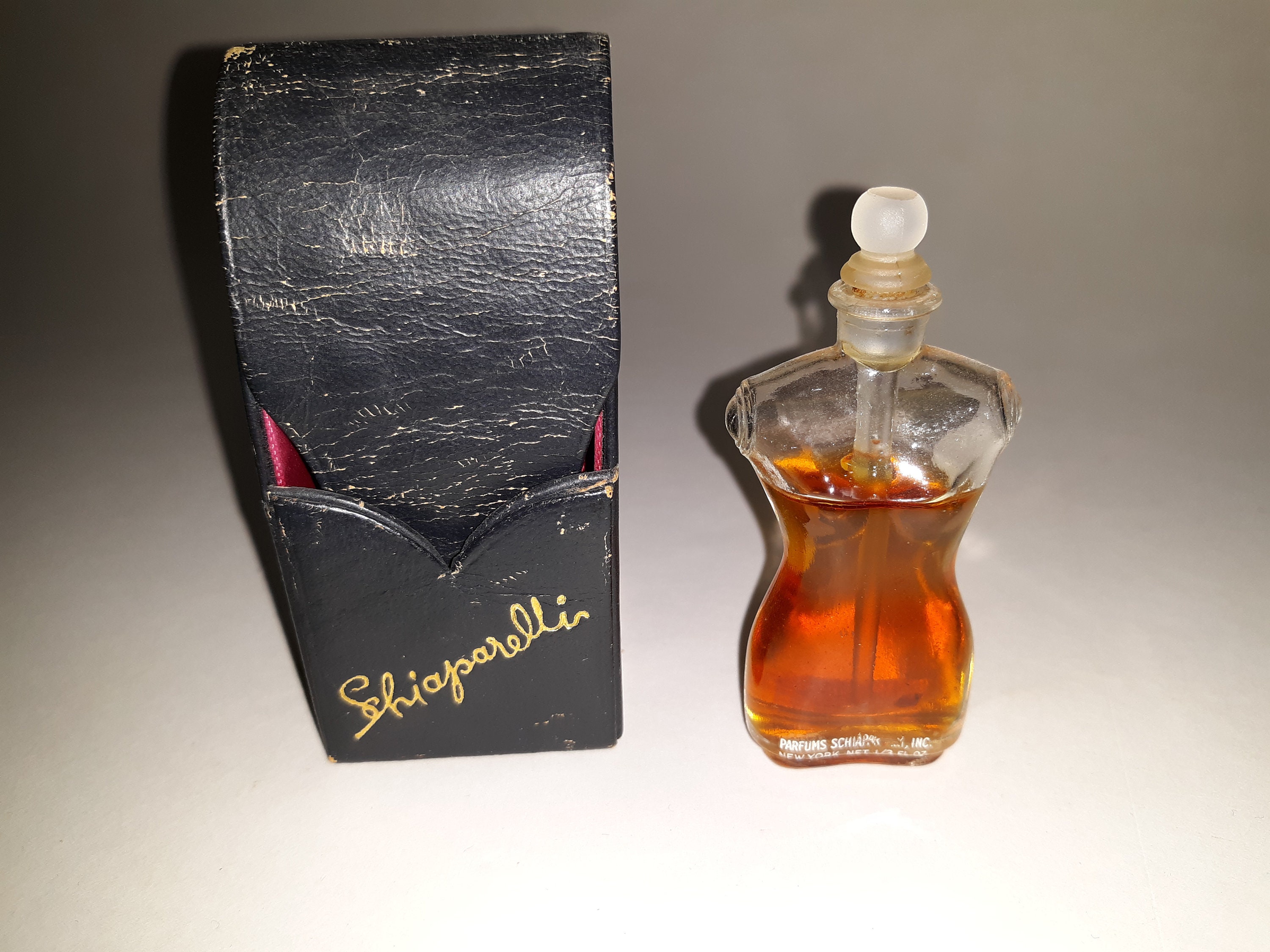 Shocking Schiaparelli 1/3 Oz Parfum & Leather Case VINTAGE RARE PERFUME ...