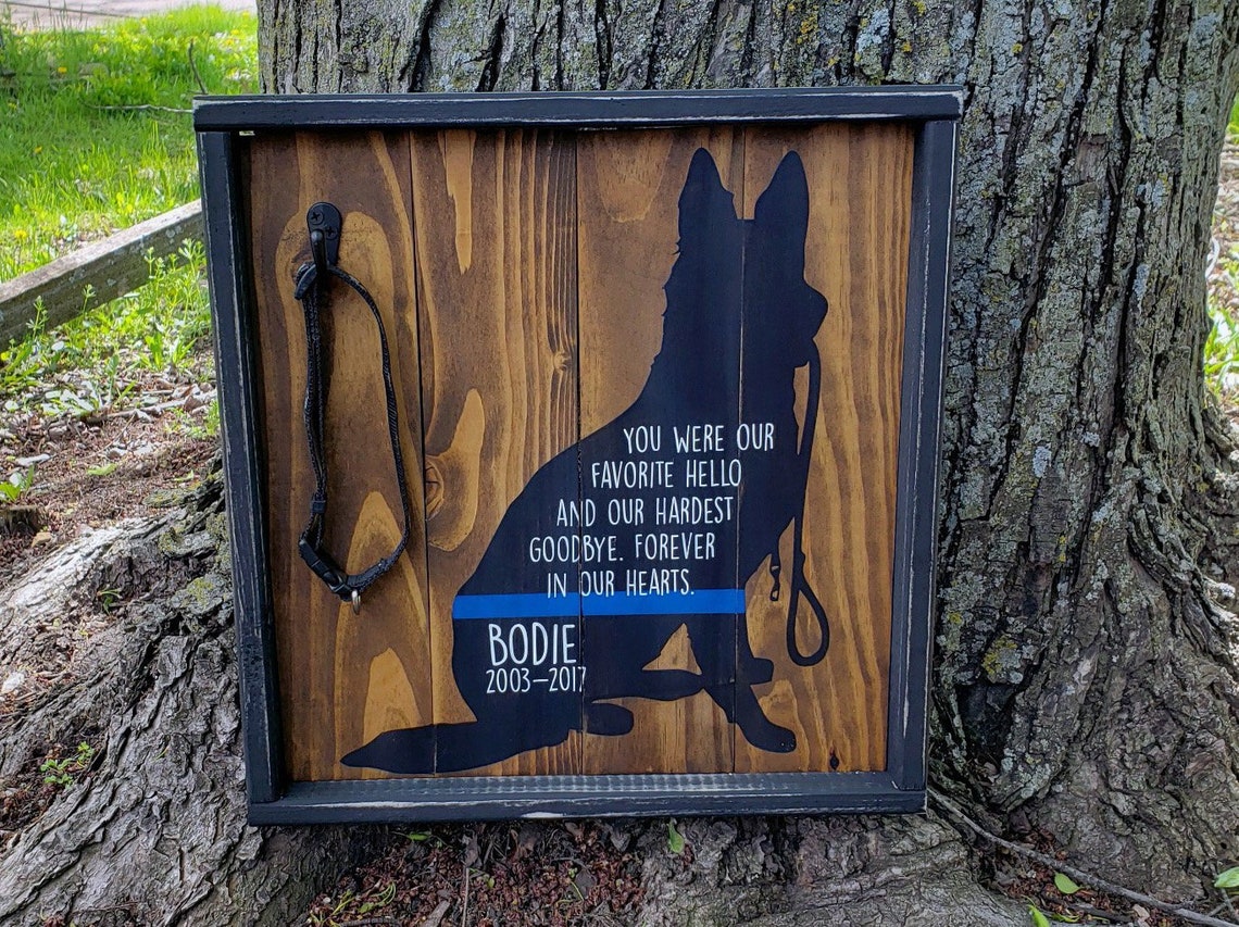 K9 MEMORIAL Thin Blue Line || Police K-9 Paw Print Memorial Sign ...