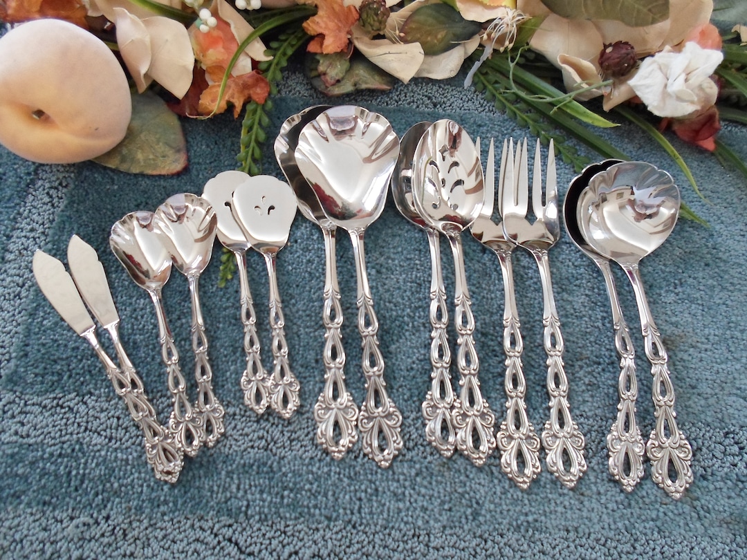 CHANDELIER Vintage Oneida Usa 18/8 Community Line Flatware Stainless 14 ...