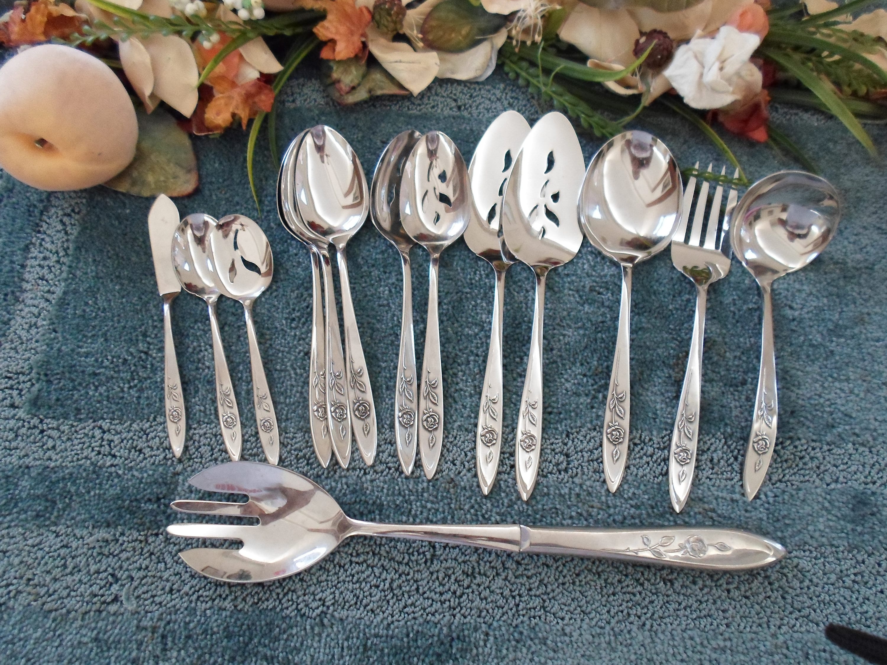 MY ROSE Oneida USA 18/8 Vintage Community Line Stainless 14-piece ...