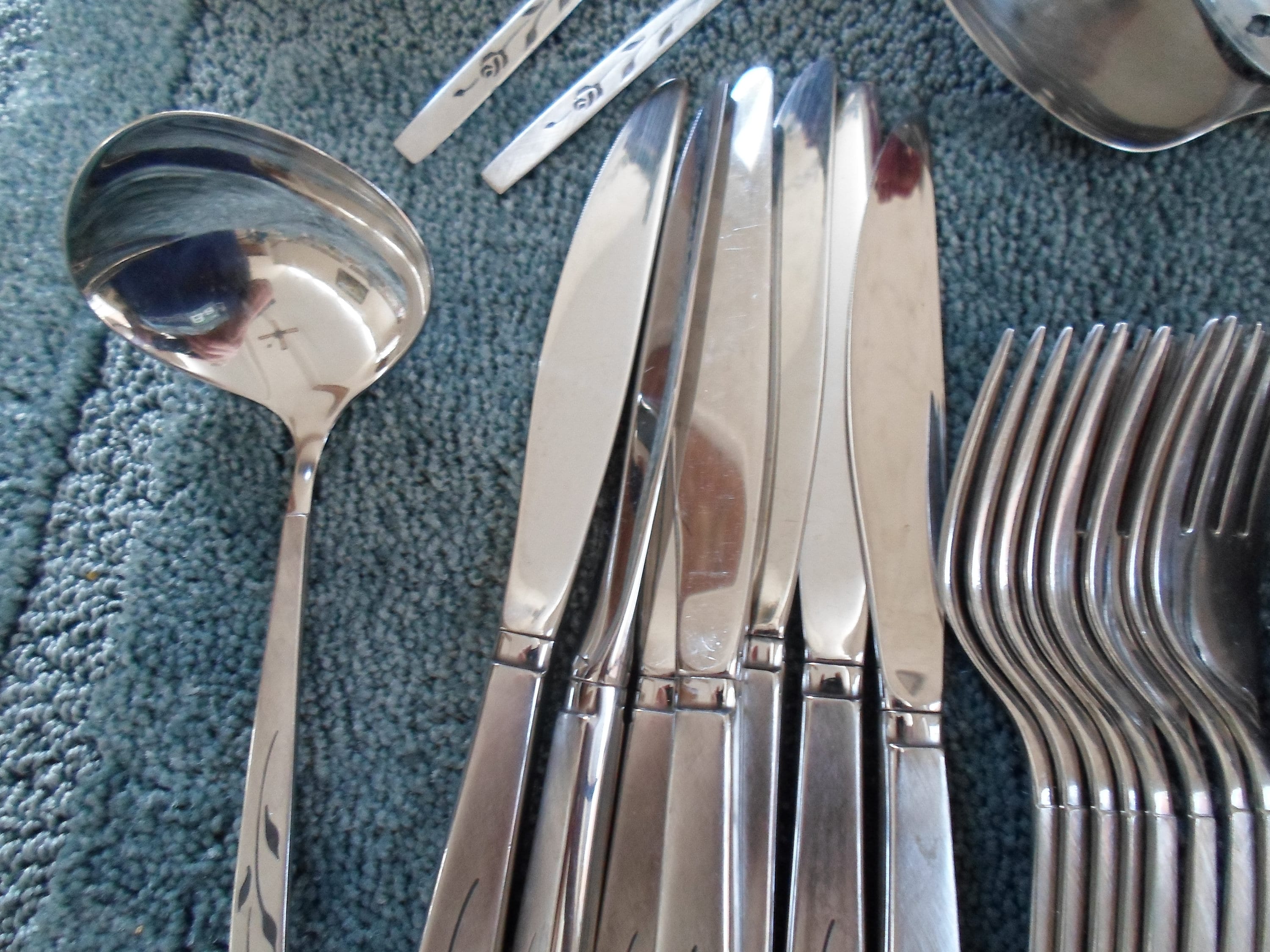 CAPISTRANO Oneida Oneidacraft Deluxe USA 18/8 Stainless Flatware 53pc Set Service Excellent Used ...