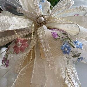 White BEAUTIFUL Lace Bow, Wedding Bow, First Communion Bow, Decorate ...