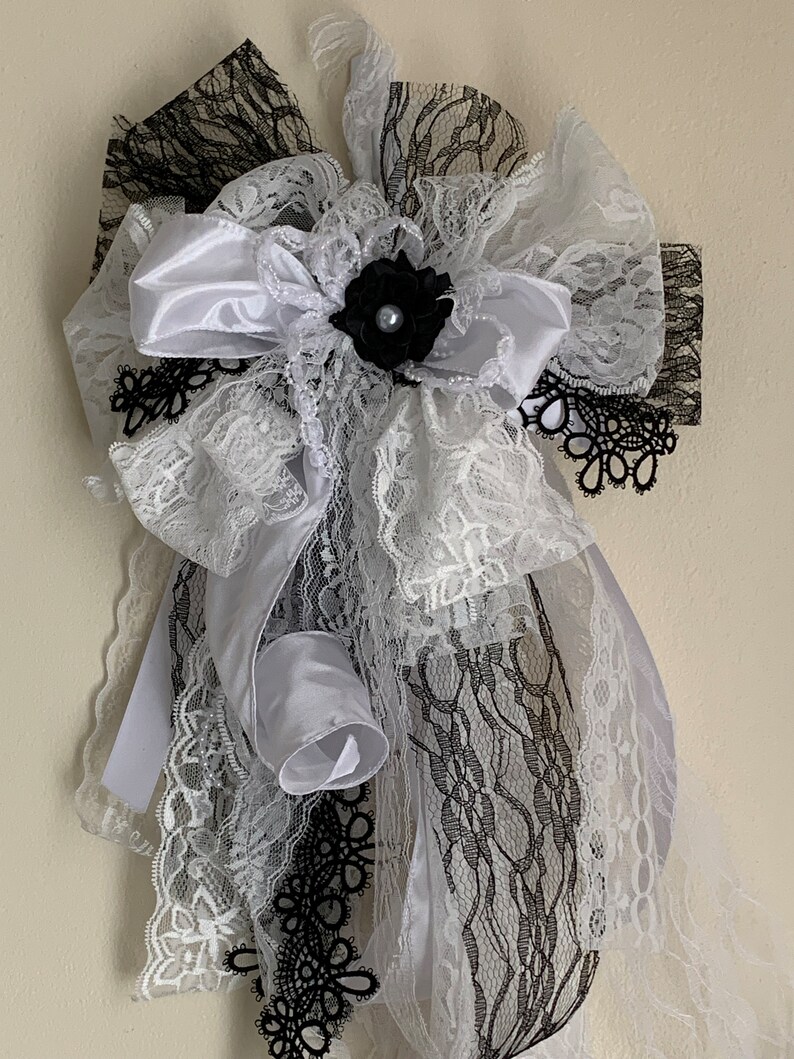 Colorful Pink Bow Fun Bow for a Child's Room Party - Etsy