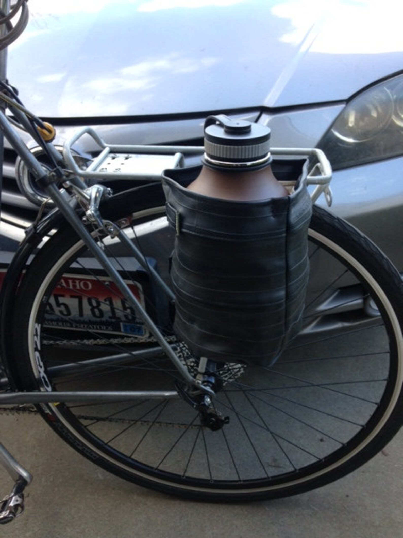 1 SUDS BUCKET Handlebar/rack Mounted Carrier for Your 64 Oz - Etsy