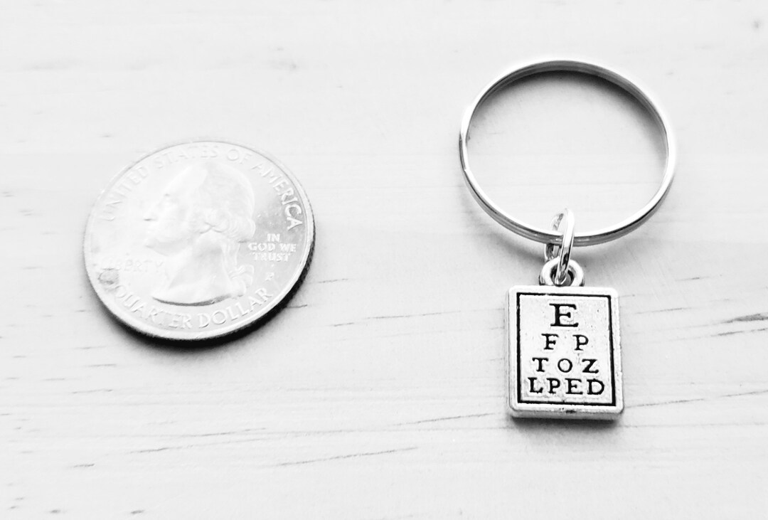 Eye Chart Gift - Eye Chart Key Chain - Optometrist Opthamologist Eye ...