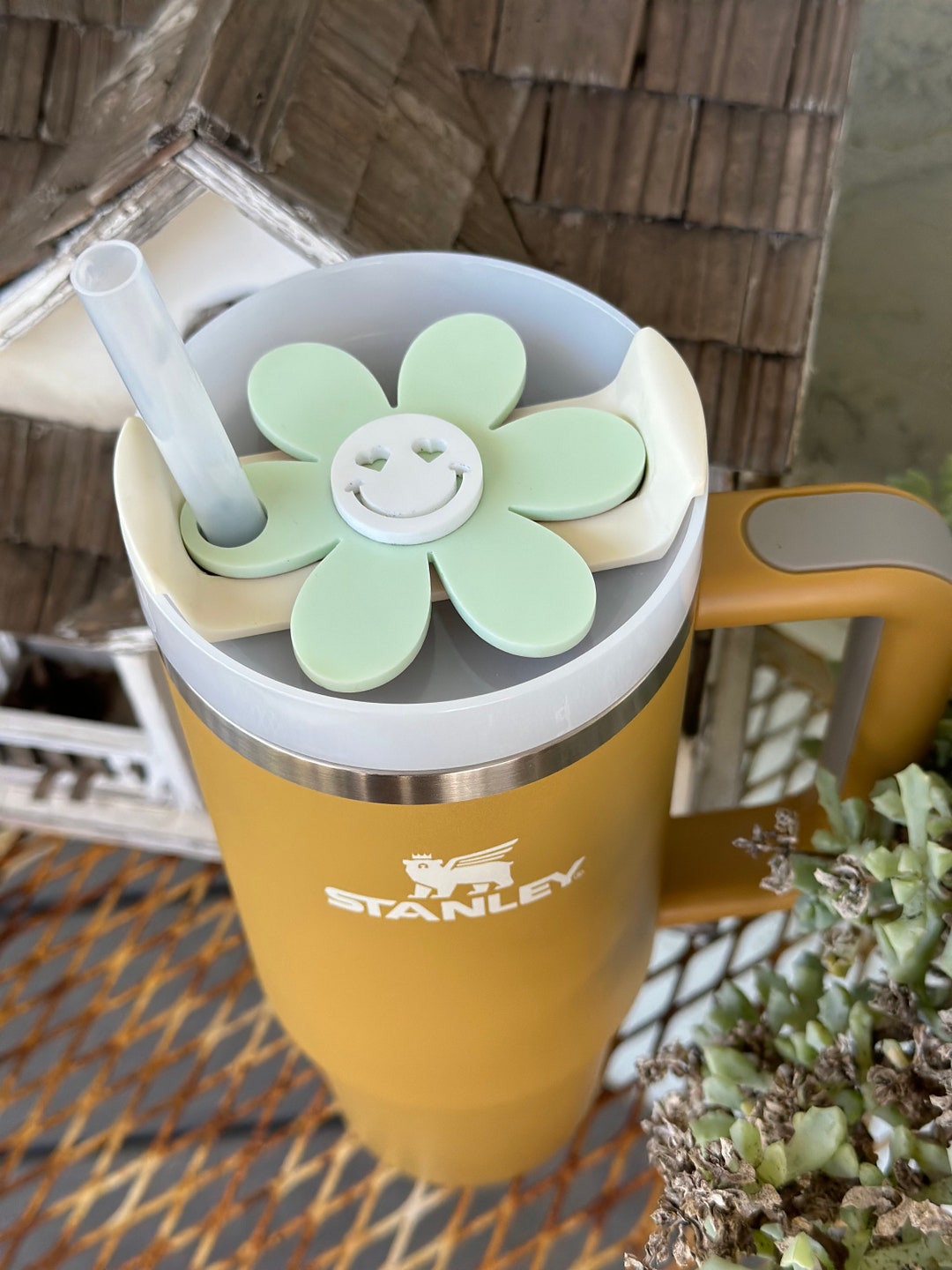 Stanley Flower Plates, Stanley Flower Smiley Face, Stanley Topper ...