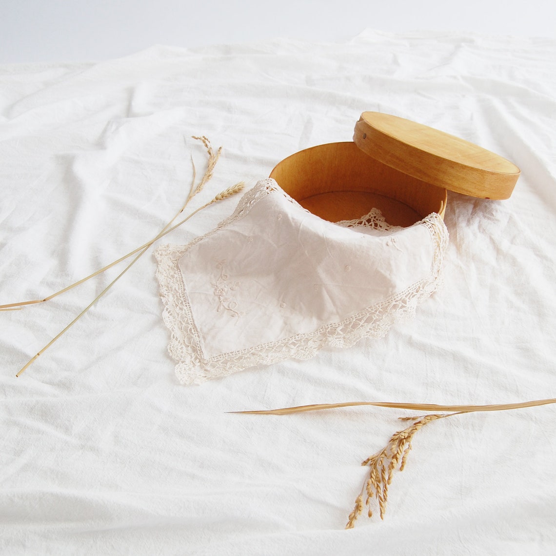 Cotton Lace Tea Towel | Vintage Handmade | Cream Table Cloth - Etsy