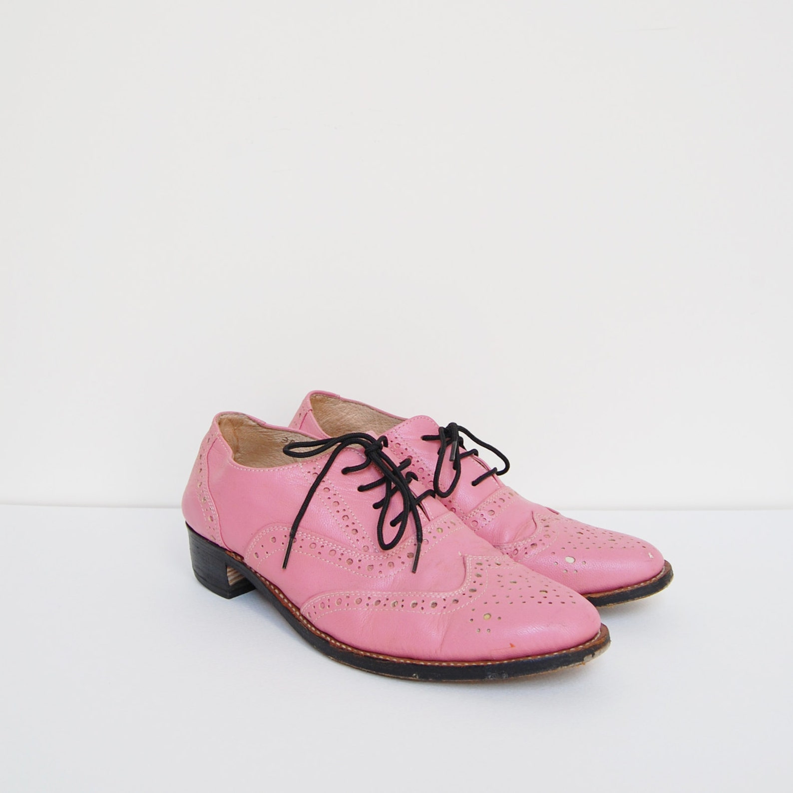 Mischievous Kitty Brogues | Vintage | Handmade Pink Leather Oxfords ...