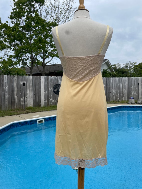 Vintage full slip - Gem