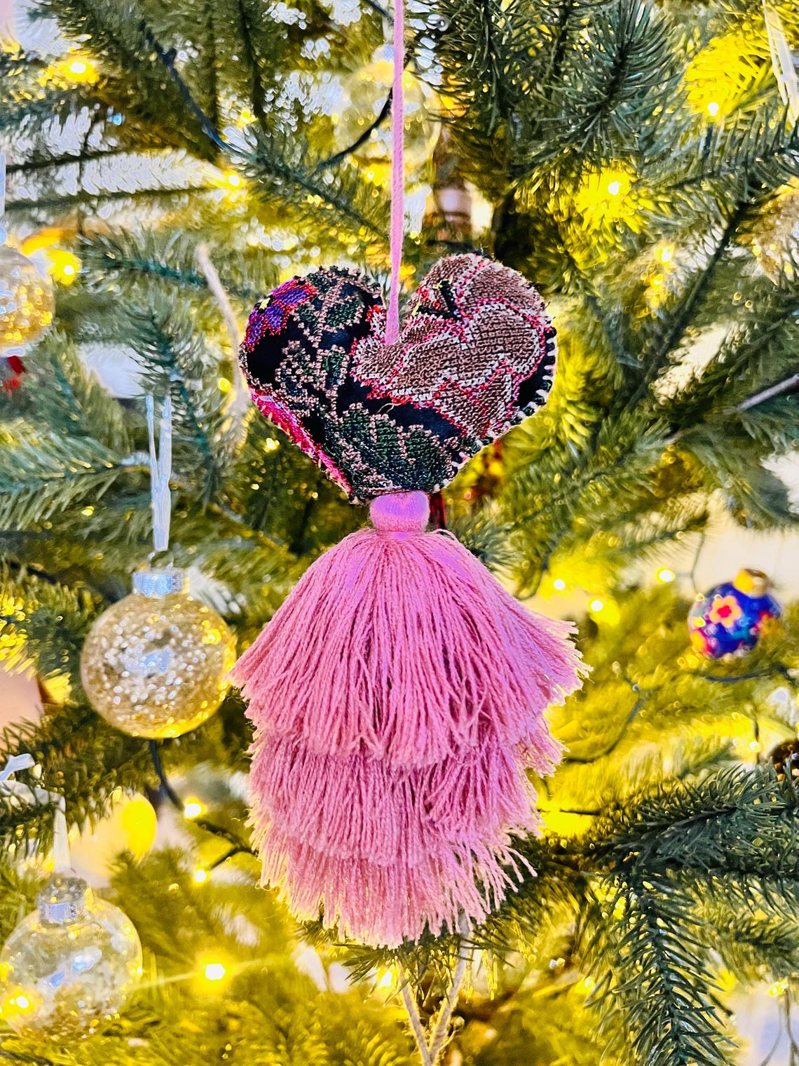 Mexican Tassels. Purse Accesories Handmade Tassels House Decor Heart ...