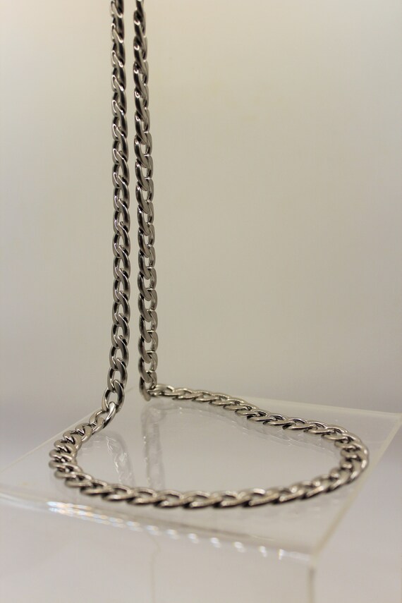 22 Inch Bold Curb Chain Necklace - Gem