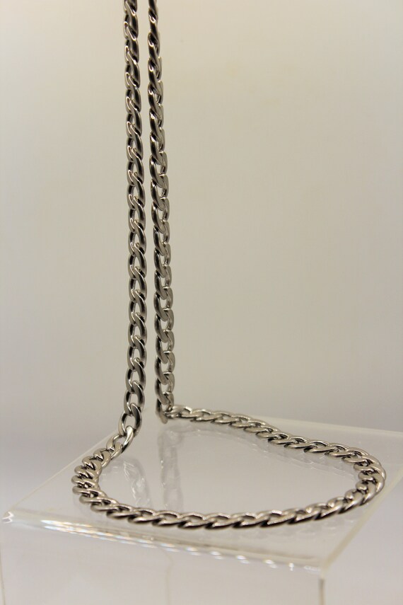 22 Inch Bold Curb Chain Necklace - Gem