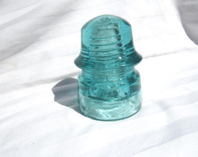 Aqua Glass Insulator, Light Aqua Glass Insulator, No Embossing Glass ...