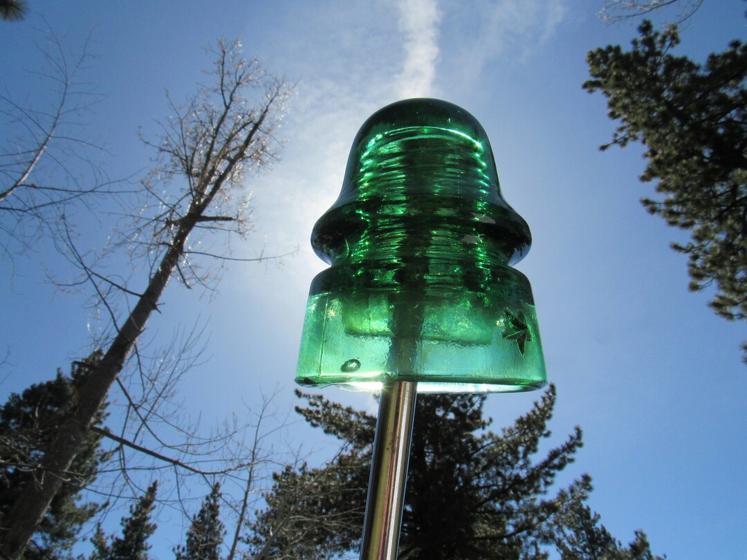 Green Star Insulator, Green Star Glass Insulator With Amber ...