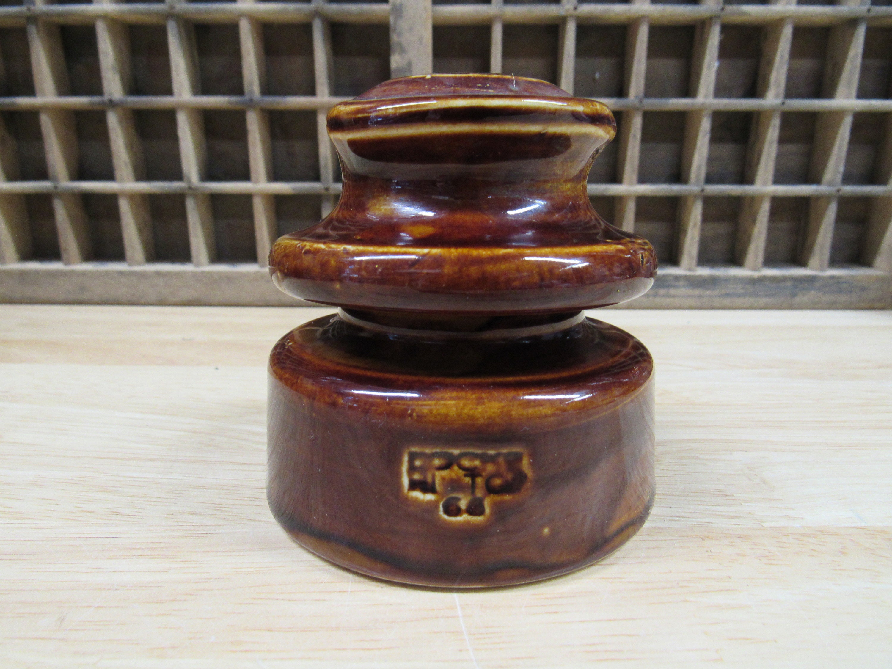 Locke Porcelain Insulator, Locke High Topper Brown Porcelain Insulator ...
