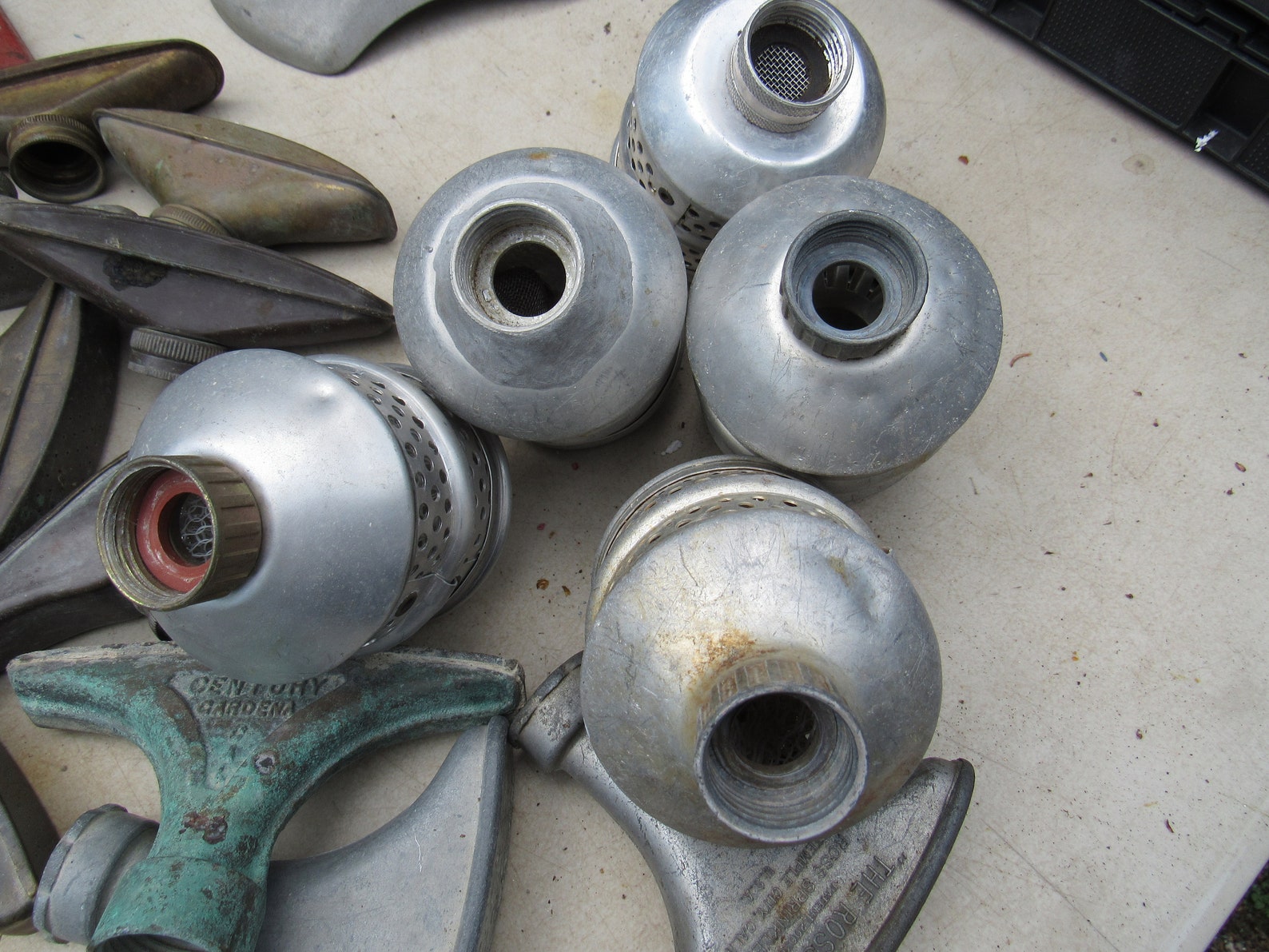 Bubble Sprinkler, Metal Soaker Sprinkler - Rustic Yard/garden Sprinkler ...