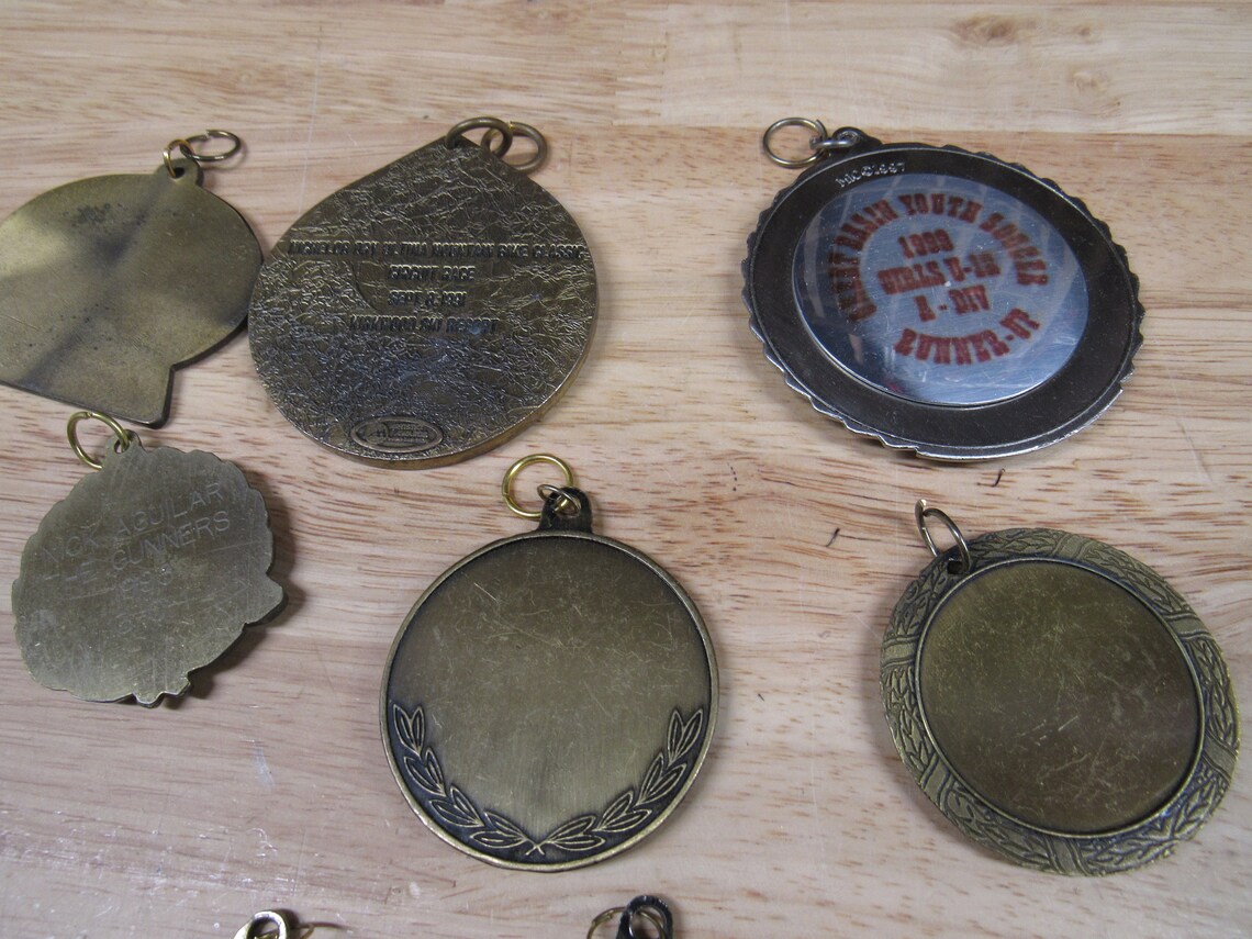 Metal Sports Medals, 21 Vintage Kids Metal Medals, Diving Medal, Soccer ...