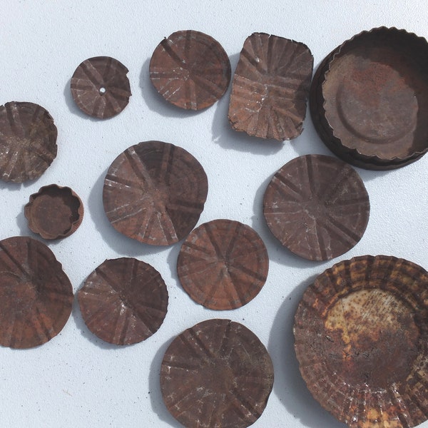 Rusty Lids - Etsy