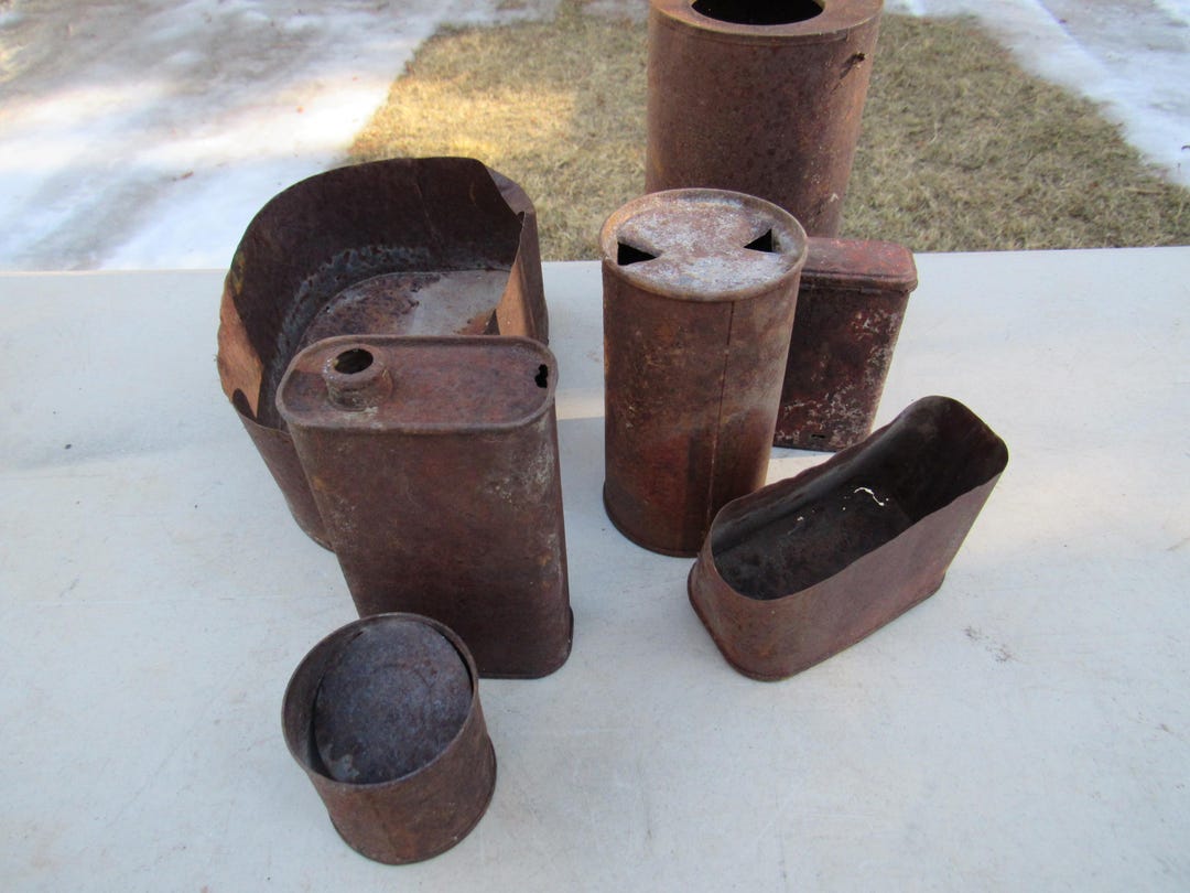 Rusty Cans Assortment, 7 Rusty and Rustic Cans - Yard Art or Home Decor ...