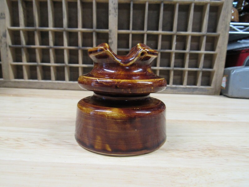 Locke Porcelain Insulator, Locke High Topper Brown Porcelain Insulator ...