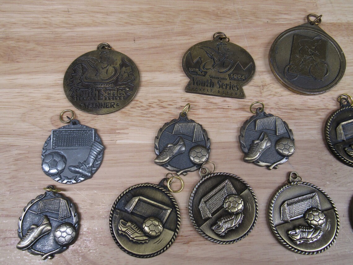 Metal Sports Medals, 21 Vintage Kids Metal Medals, Diving Medal, Soccer ...
