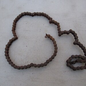 Rusty Industrial Chain, Heavy Duty Rusty Chain, Rusty Industrial Links ...