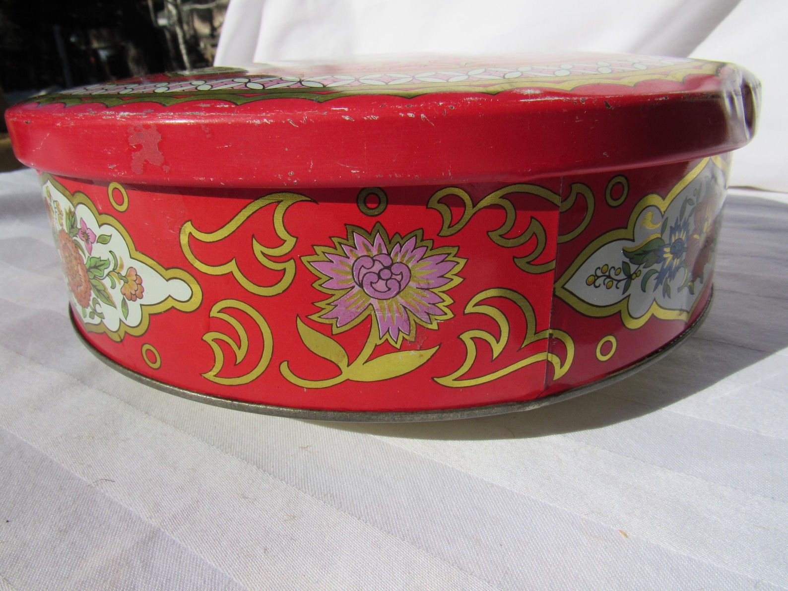 Decorative Storage Tin, Red Floral Storage Tin - Etsy