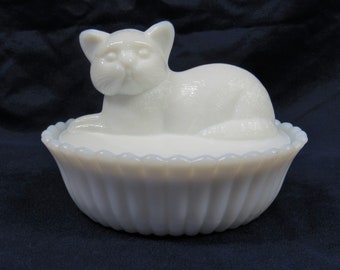 Milk Glass Cat | Etsy