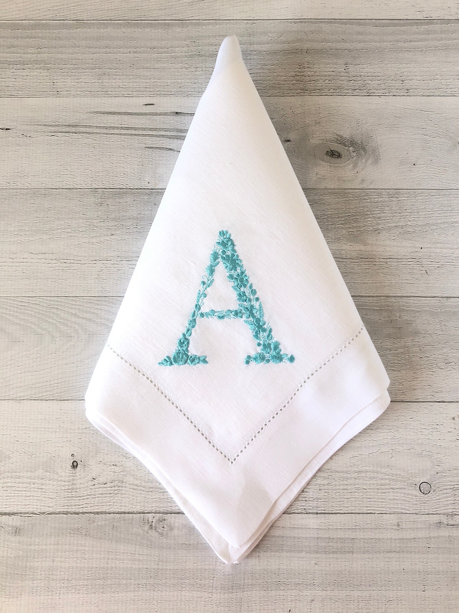 Embroidered Linen Dinner Napkins. Custom Monogrammed Cloth Dinner ...