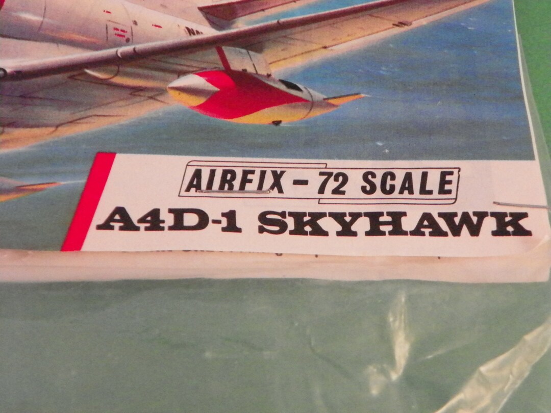 Vintage AIRFIX 72 Scale Plastic Model A4D-1 Skyhawk Airplane - Etsy